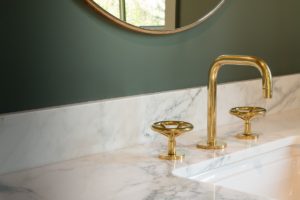 Quartz vs. Marble: Which One to Choose? | Granite Selection